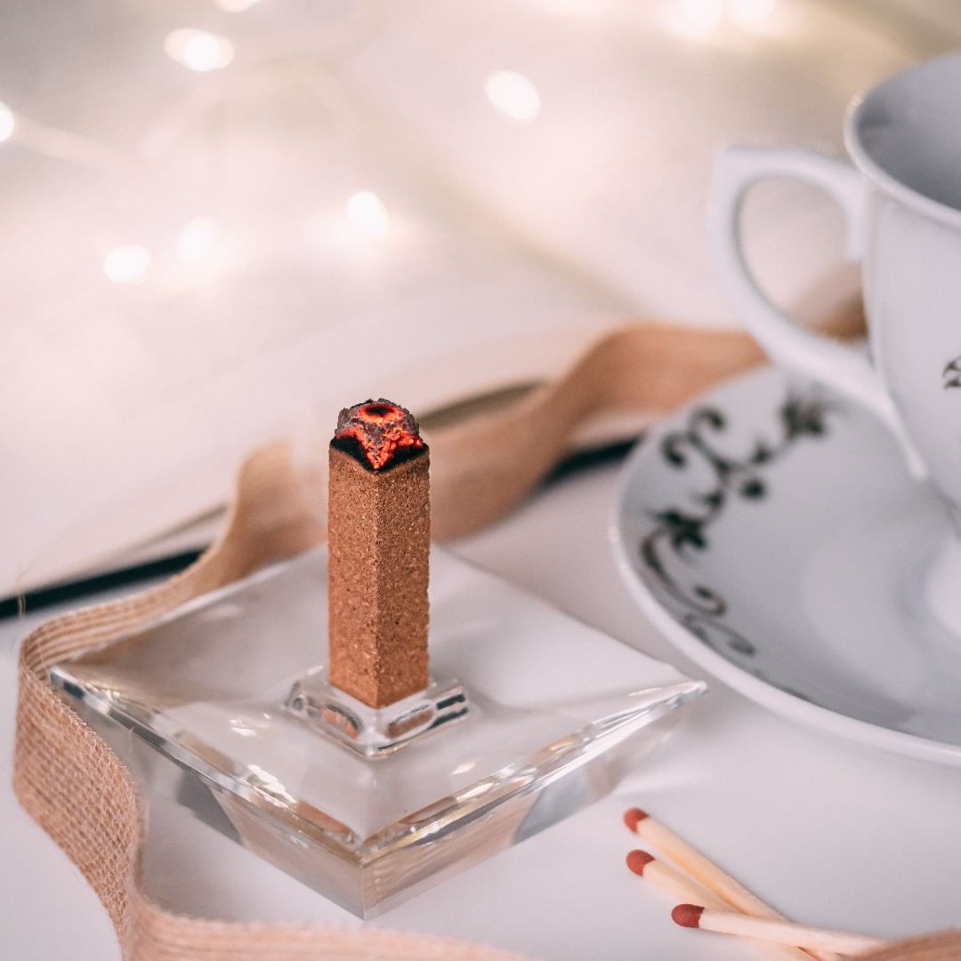 Smart Oud (No Charcoal or Mubkhar Required) – Al Hakimi Fragrances